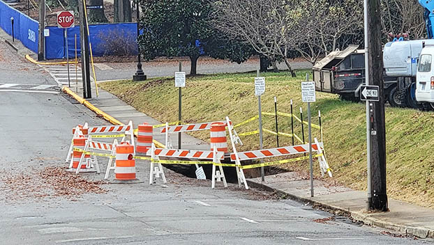 Venable Street closed due to large sinkhole | The Farmville Herald